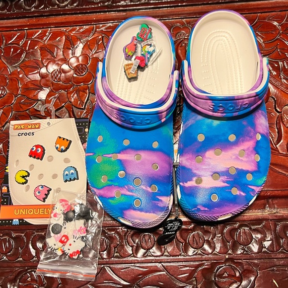 CROCS | Shoes | Brand New Crocs W 3 Different Widgets | Poshmark